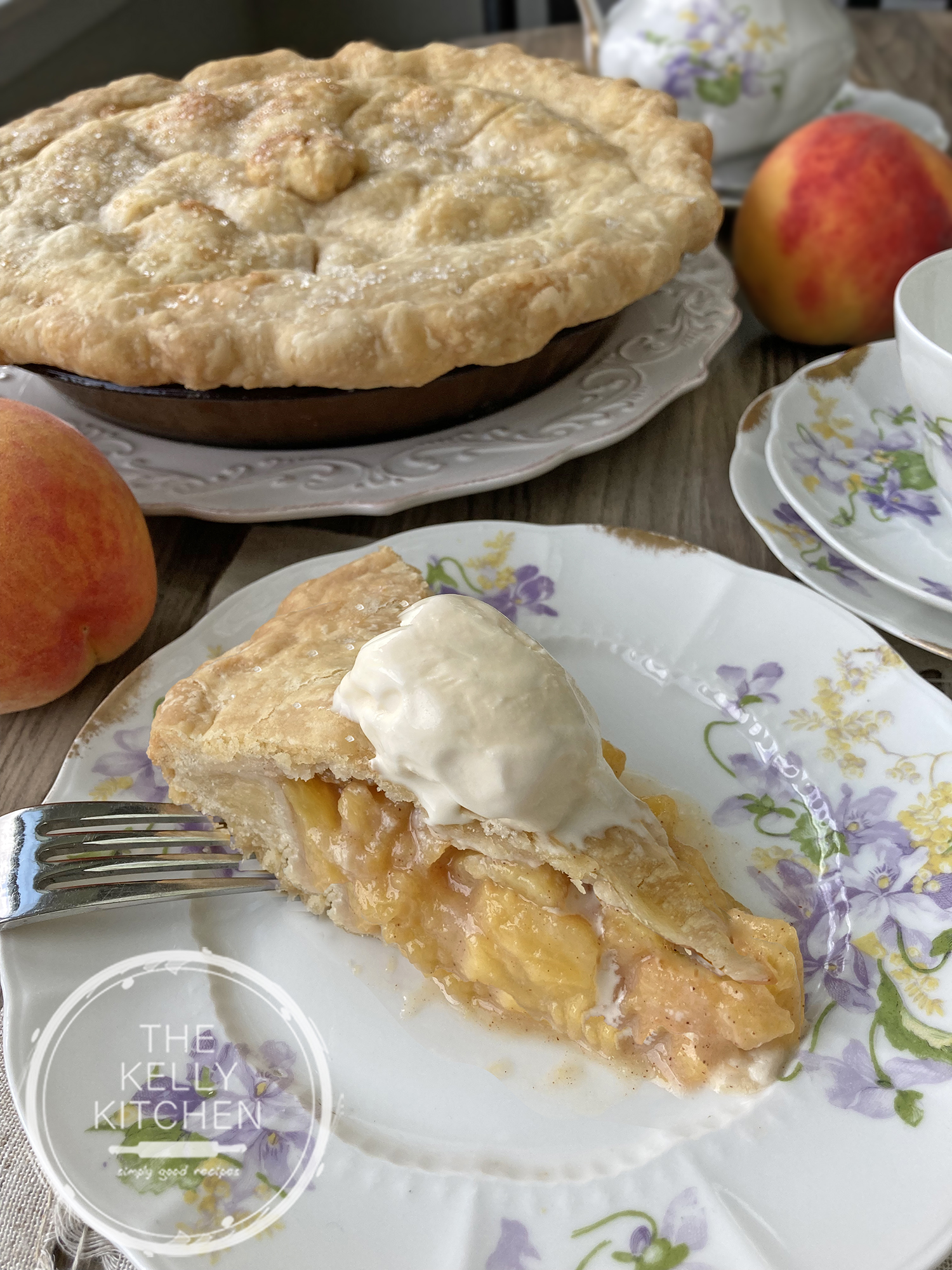 Perfect Peach Pie - THE KELLY KITCHEN