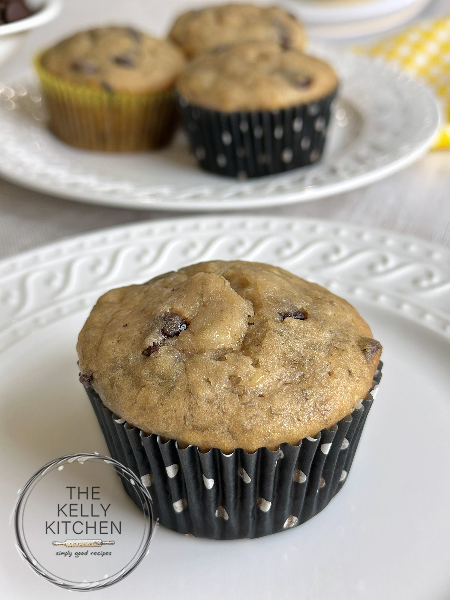 Banana Chocolate Chip Muffins - THE KELLY KITCHEN